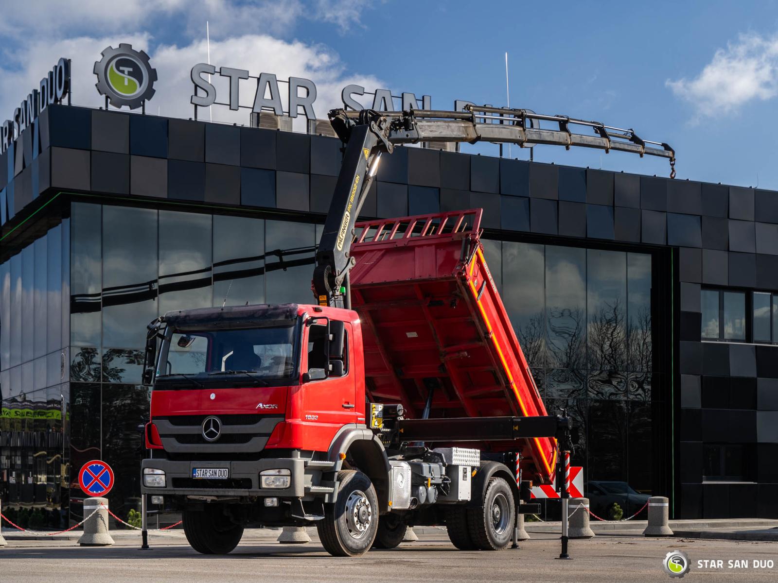 MERCEDES - BENZ ACTROS 1833 4x4 Palfinger PK 18002 HDS Żuraw Wywrotka ...